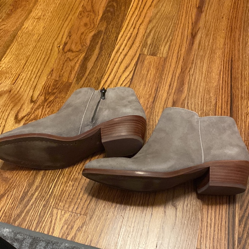 Sam Edelman Tan Suede Petty Ankle Bootie - Gem